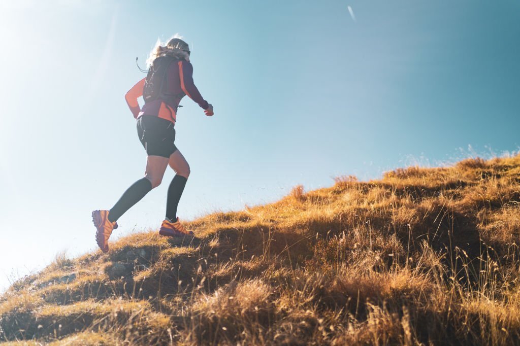 What Do Compression Socks Do? (Functions, Benefits & Guides) – Gain The ...